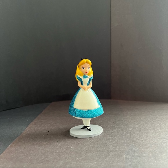 Disney | Other | Disney Alice Pvc Figure Toy Alice In Wonderland Cake ...